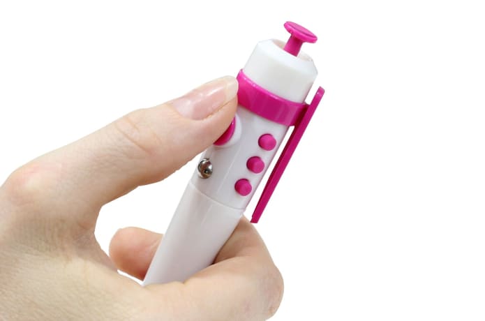 Widget Writer - Write And Fidget At The Same Time | Indiegogo