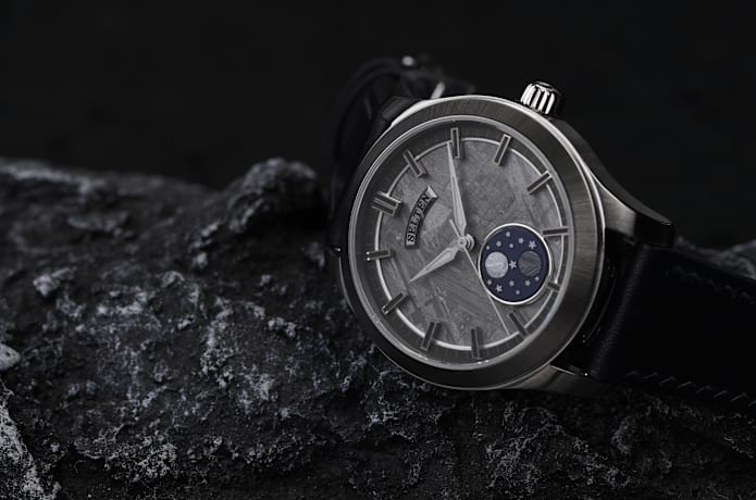An Out-of-This-World Automatic Meteorite Watch | Indiegogo