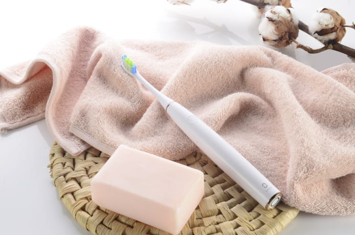 Oclean Air: World's Most Compact Smart Toothbrush | Indiegogo