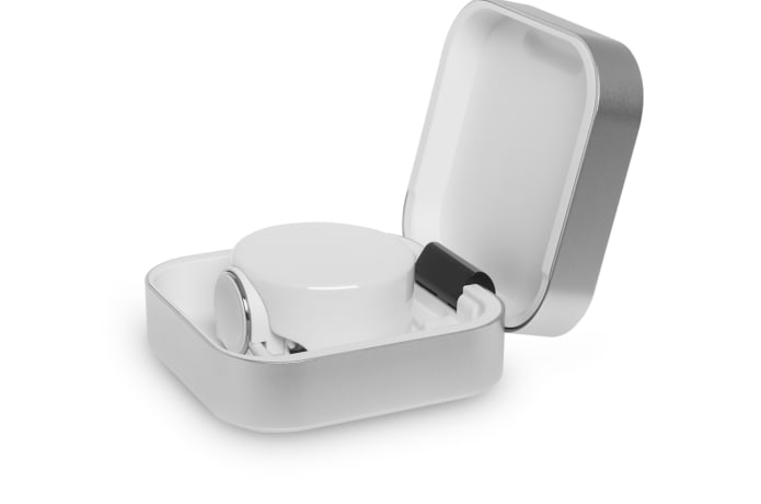 Amber - A Watchcase Power Bank for Apple Watch | Indiegogo